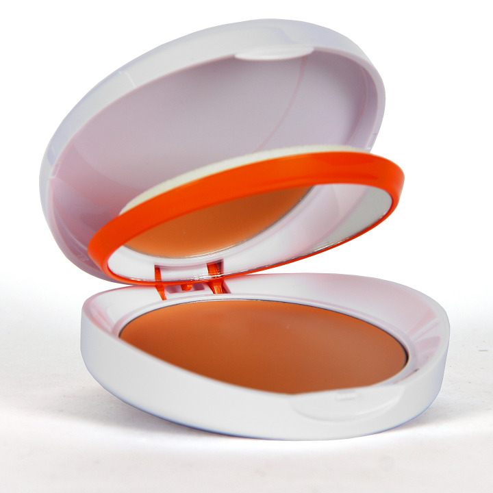 Heliocare compacto light oil-free | Farmacia Jiménez